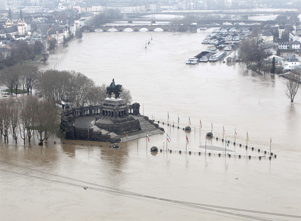 In beeld: overstromingen in Duitsland en Frankrijk - NRC